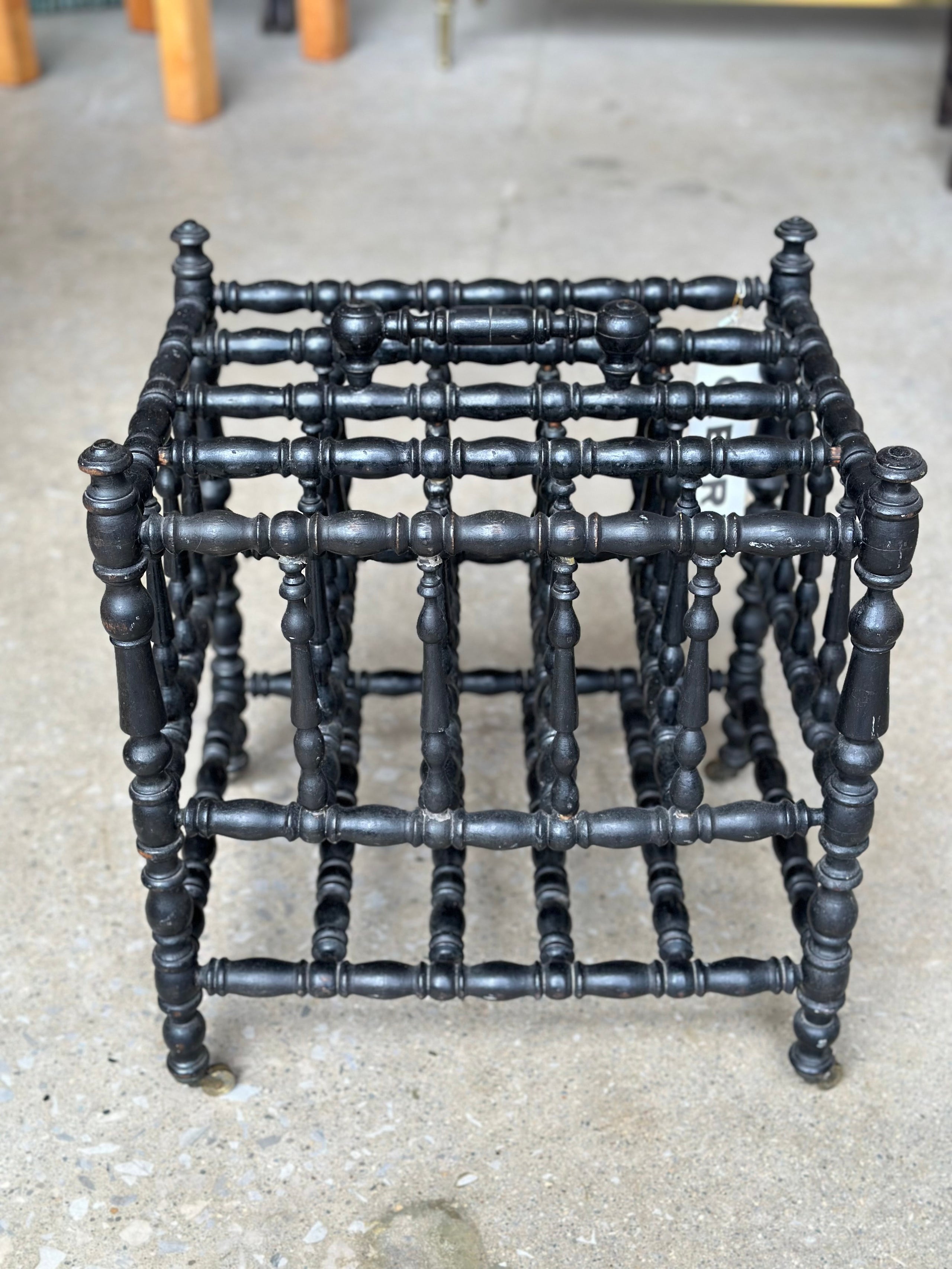 FRENCH SPOOL FORM NAPOLEON III MAGAZINE RACK | C. BIRD