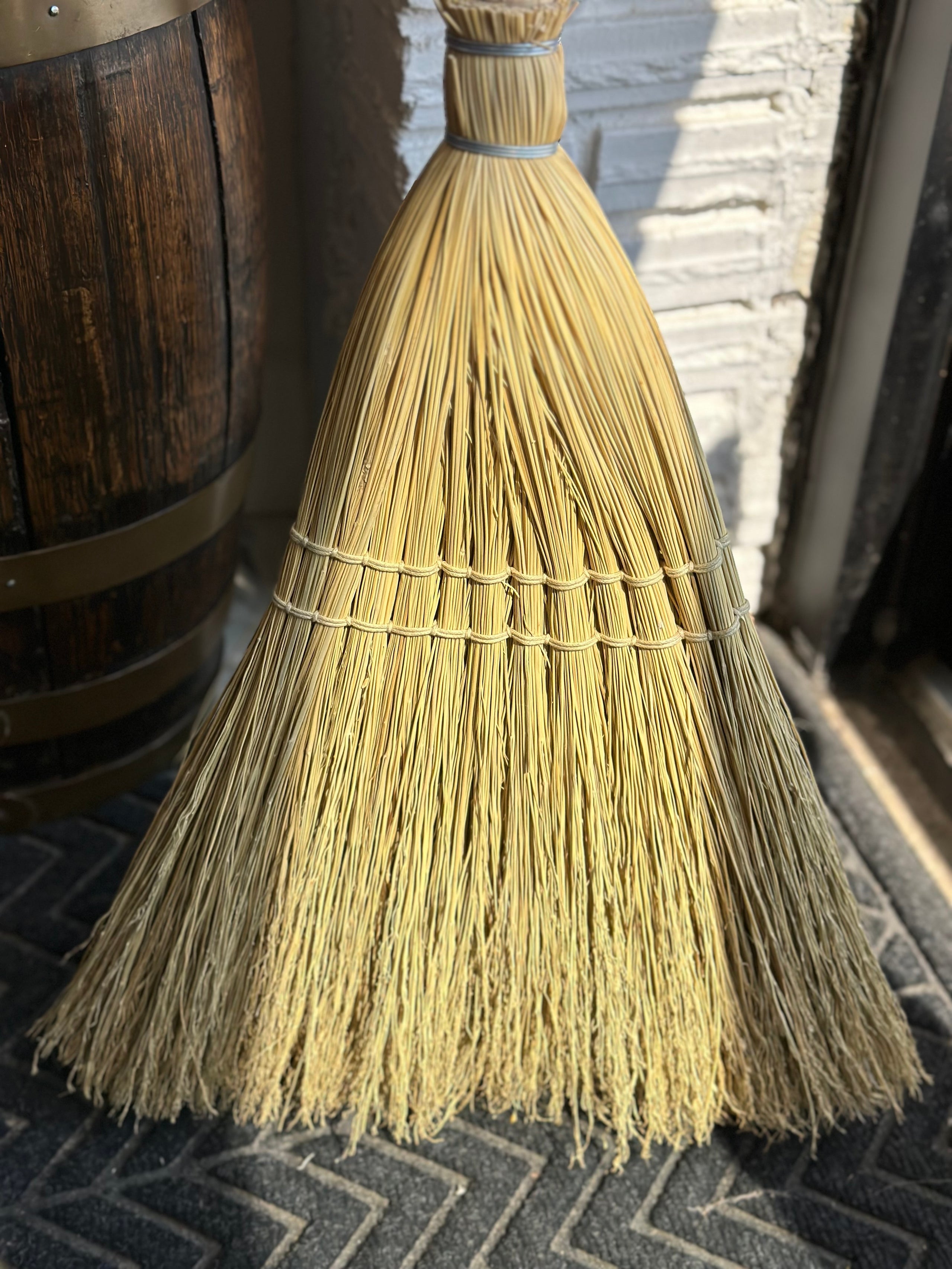 Farmhouse Broom | C. BIRD