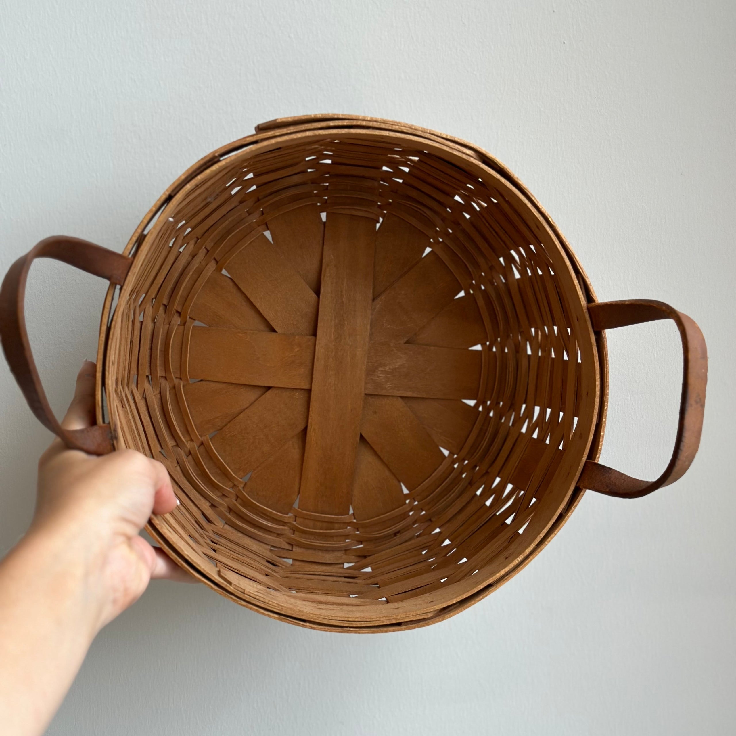 Small Wicker Circular Basket | C. BIRD